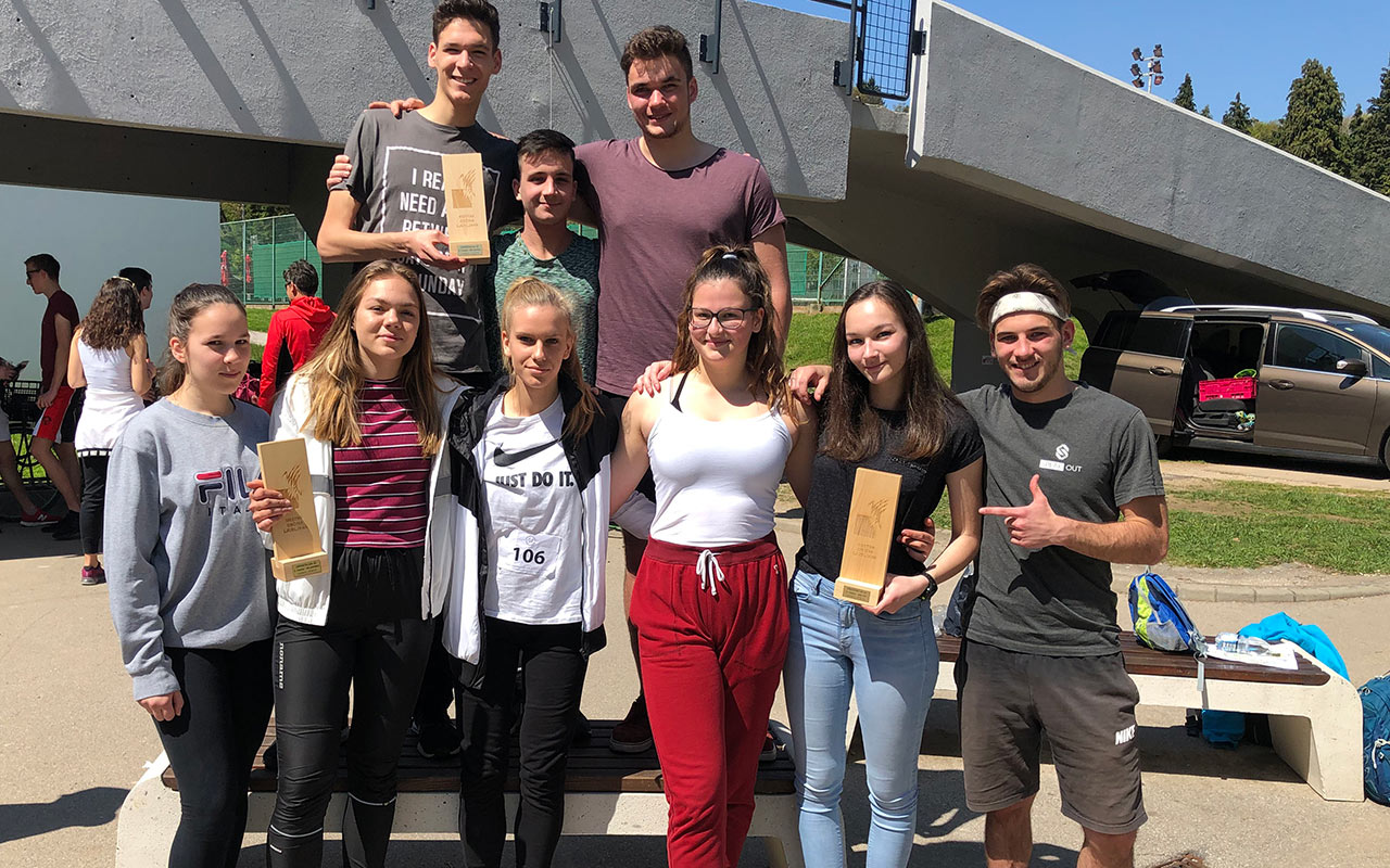 Ledinci se niso izgubili! - Gimnazija Ledina