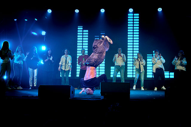 Ledinska čestitka 2025 - Gimnazija Ledina